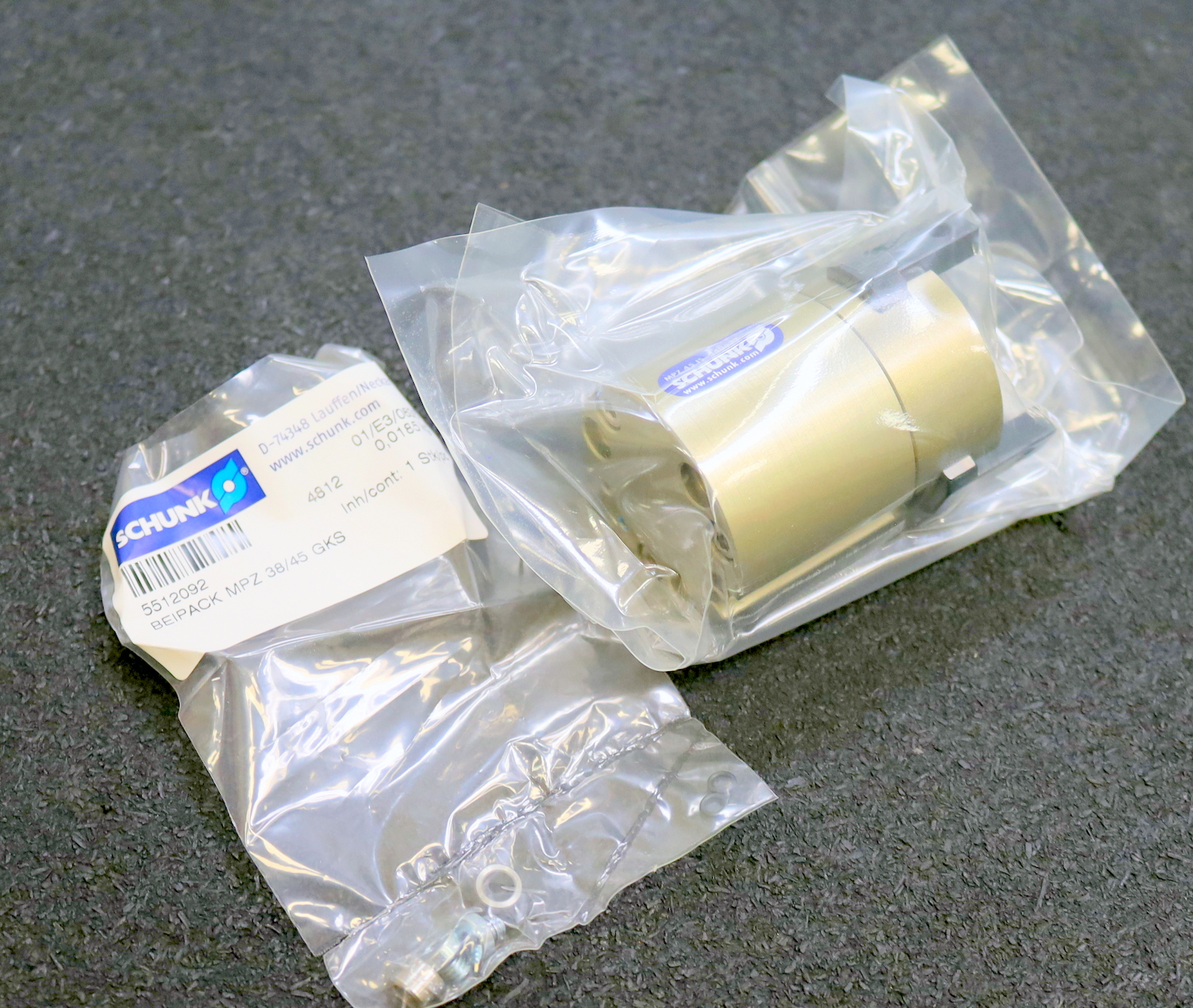 SCHUNK 3-FINGER ZENTRISCHGREIFER MPZ 45 IS ID 0340532 unbenutzt in OVP ...